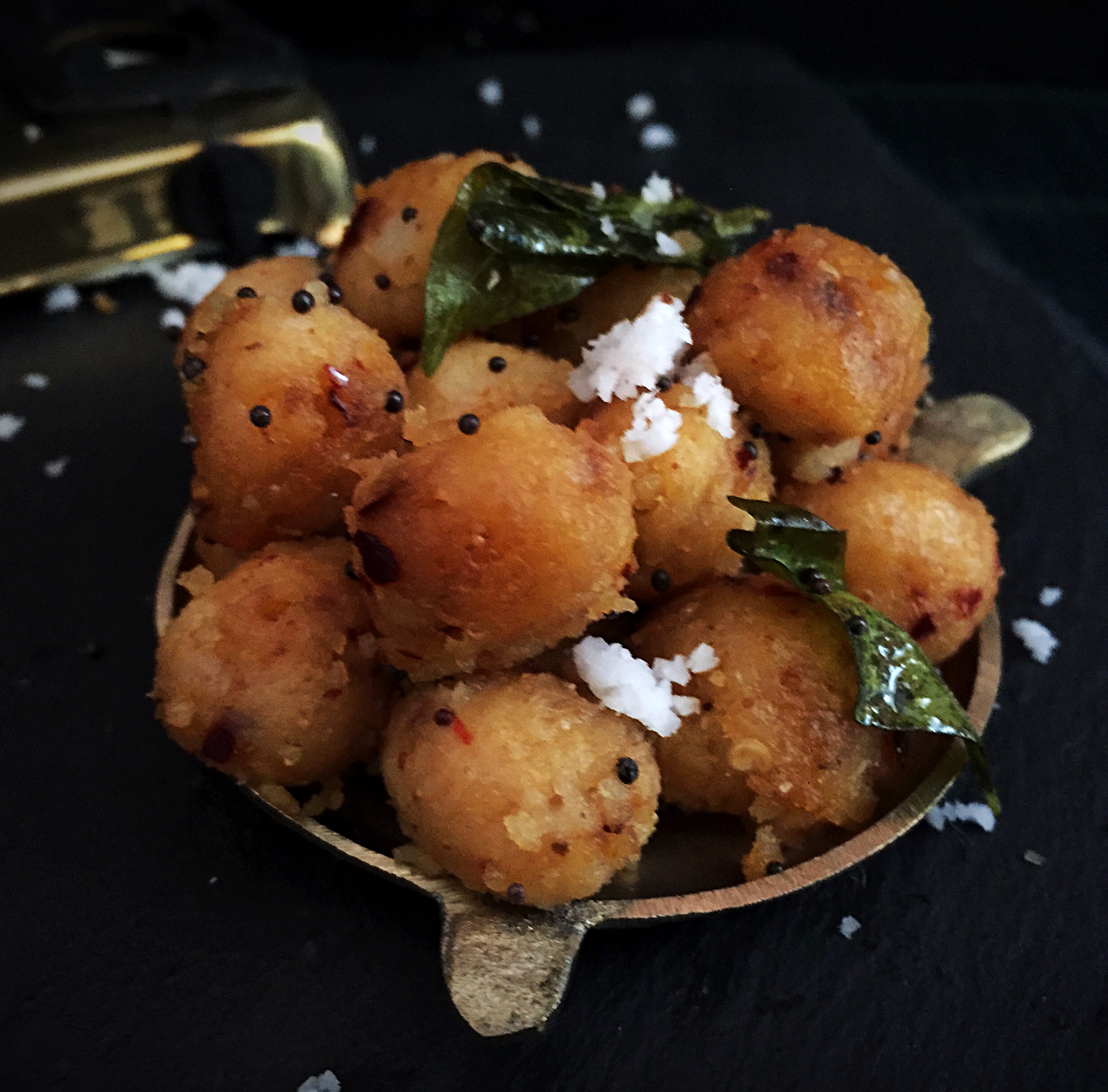 Verkadalai Ammani Kozhakattai – anubala's kitchen
